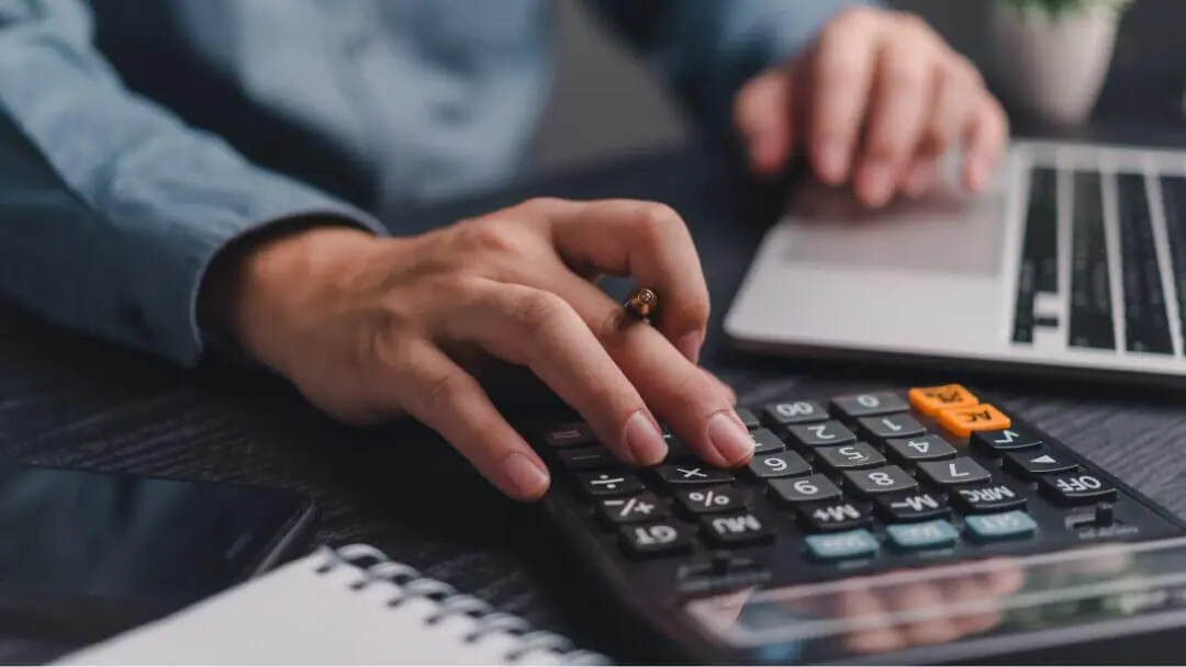 Best Guide to Calculating Quarterly Estimated Taxes in 2025
